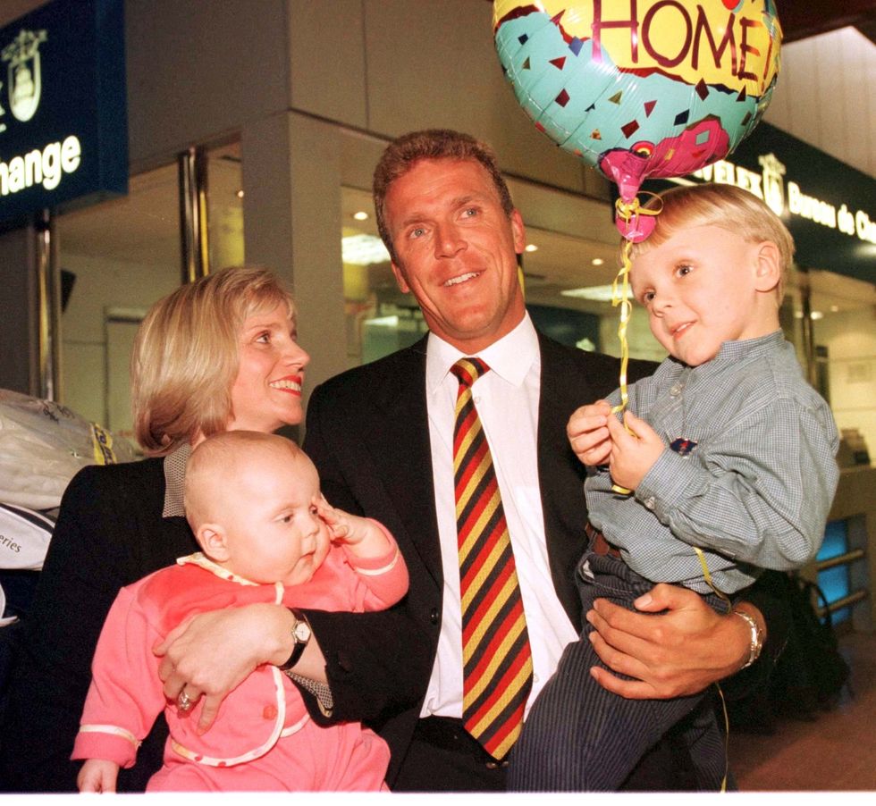 Alec Stewart tragedy as England legend's wife Lynn dies after 12-year ...