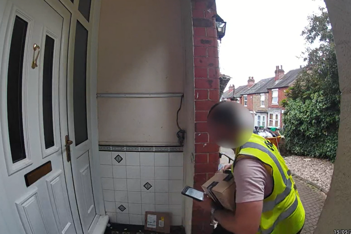 Amazon Delivery Driver Caught Stealing Parcel From Doorstep On Ring