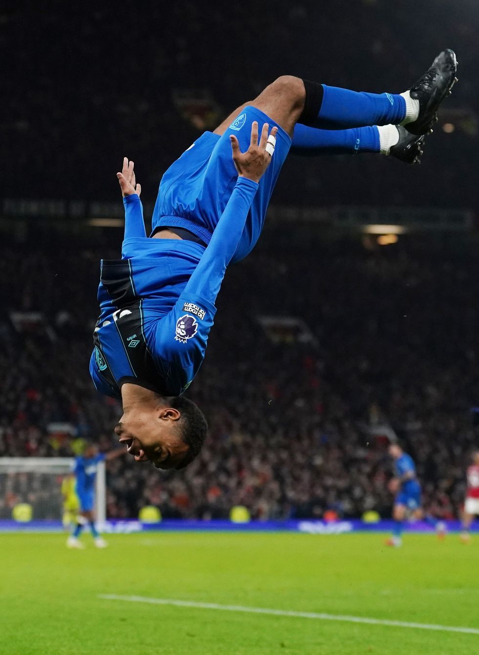 Jamie Carragher blames two Man Utd players after crucial points dropped ...