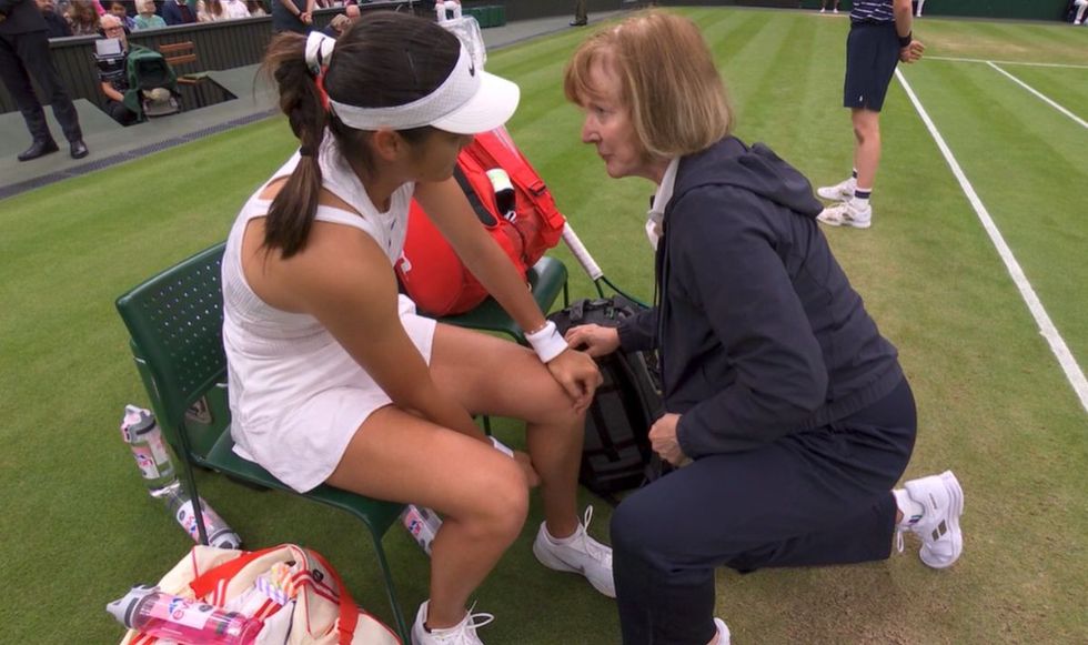 Emma Raducanu calls for medical timeout after injury scare in awkward Wimbledon fall during ...