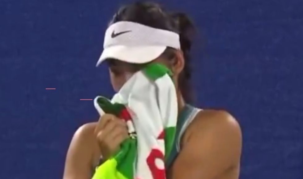 Emma Raducanu 'was handed letter in hotel by man who showed fixated ...