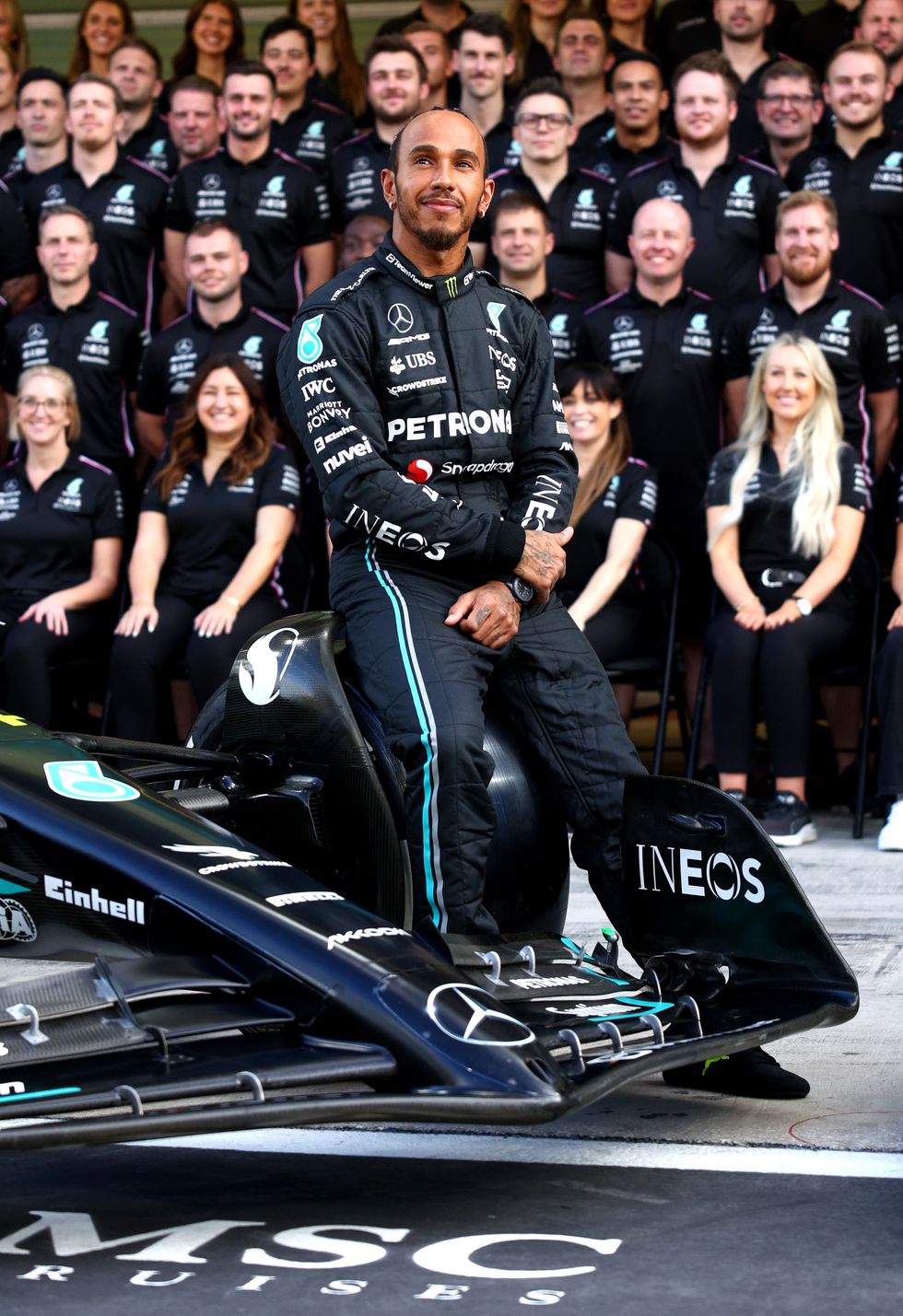 F1 news: Max Verstappen shows true colours after Lewis Hamilton blasts ...