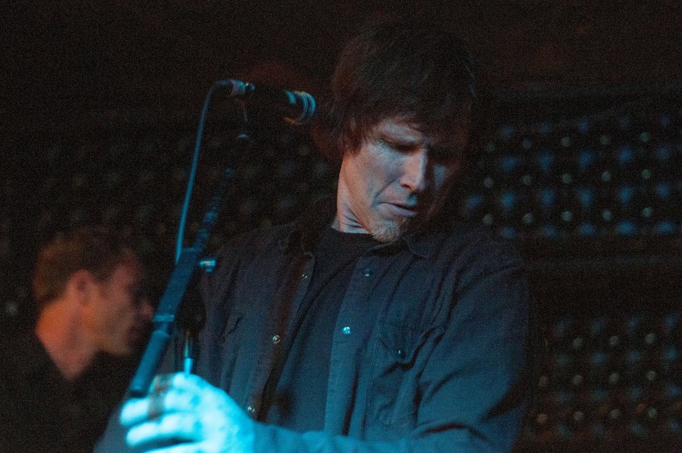 Mark Lanegan: Queens of the Stone Age and Screaming Trees singer dies ...