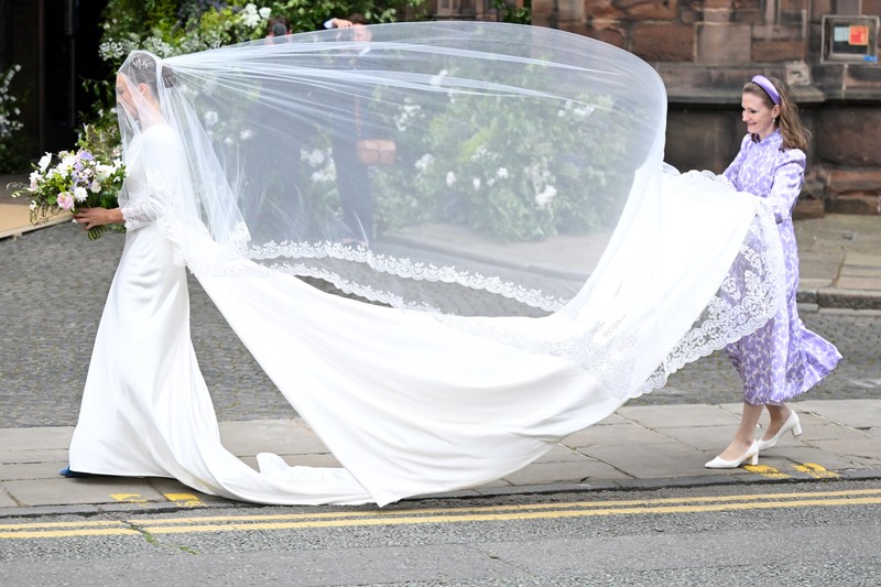 Michelle Rouleau Wedding Satin Mieder Fotos Und Bildmaterial In