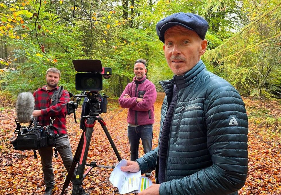 Tributes pour in for Jonnie Irwin after sharing his terminal cancer ...