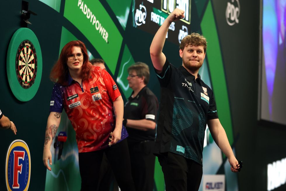 Trans player knocked out of World Darts Championship first round after ...