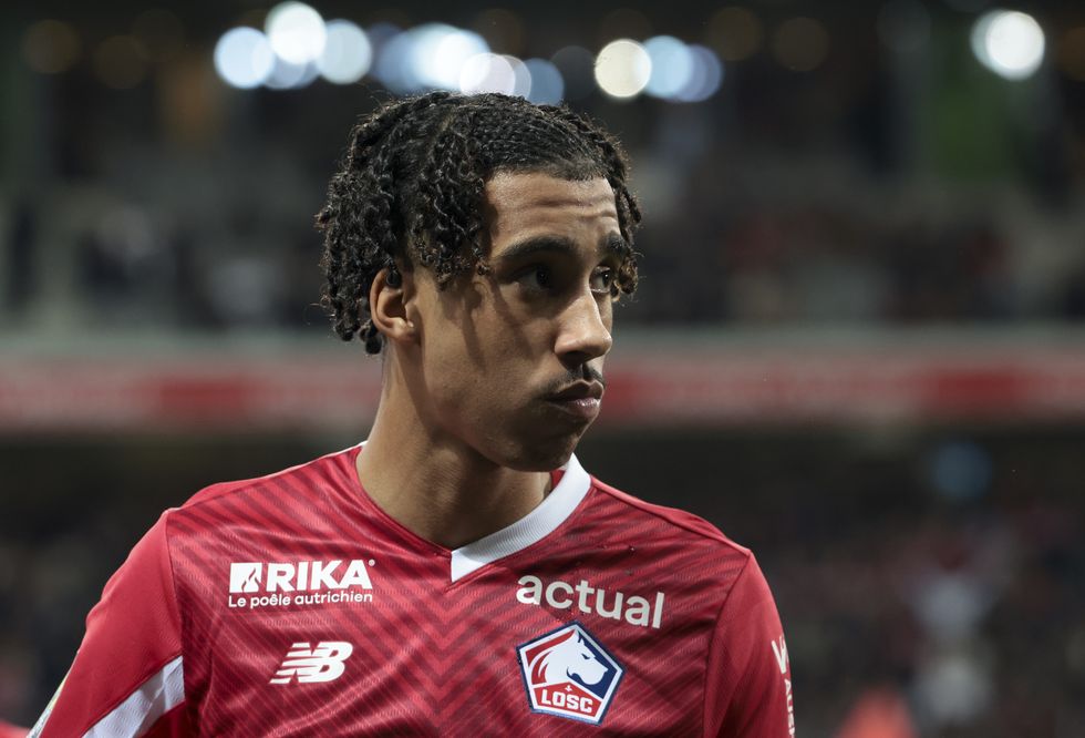 Leny Yoro 'agrees to join Man Utd' with Lille star flying in for ... Leny Yoro 'agrees to join Man Utd' with Lille star flying in for ...
