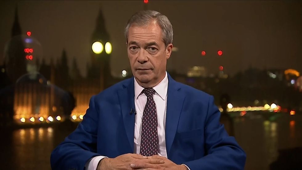Nigel Farage SLAMS Sunak's dealing of Channel crossings: ‘Nobody in ...