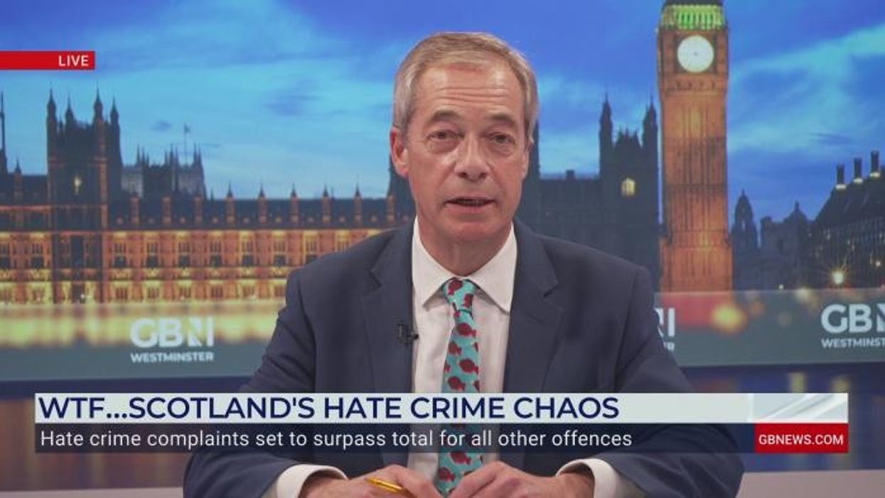 Nigel Farage shares glee as David Cameron ‘eats humble pie’ after Trump ... Nigel Farage shares glee as David Cameron ‘eats humble pie’ after Trump ...